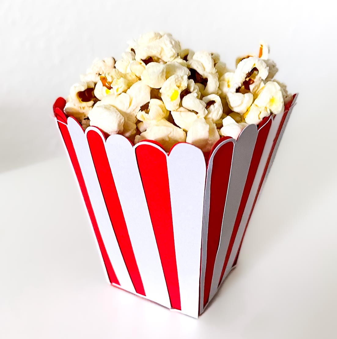 Kino Party Deko selber machen - Funkelfaden