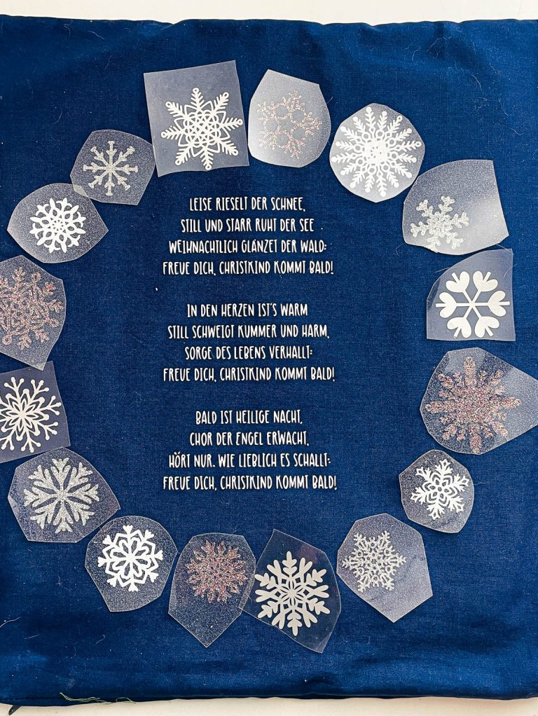 Plotterfreebie Schneeflocke + Weihnachtskissen plotten | Funkelfaden