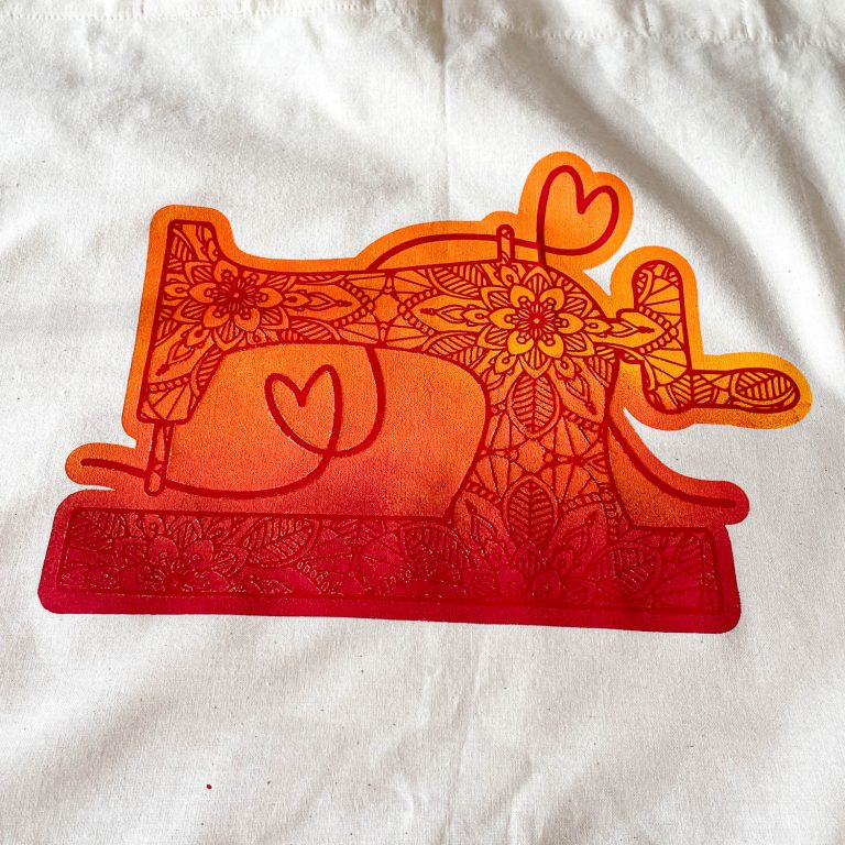 Plotter trifft Stoffmalfarbe - Funkelfaden