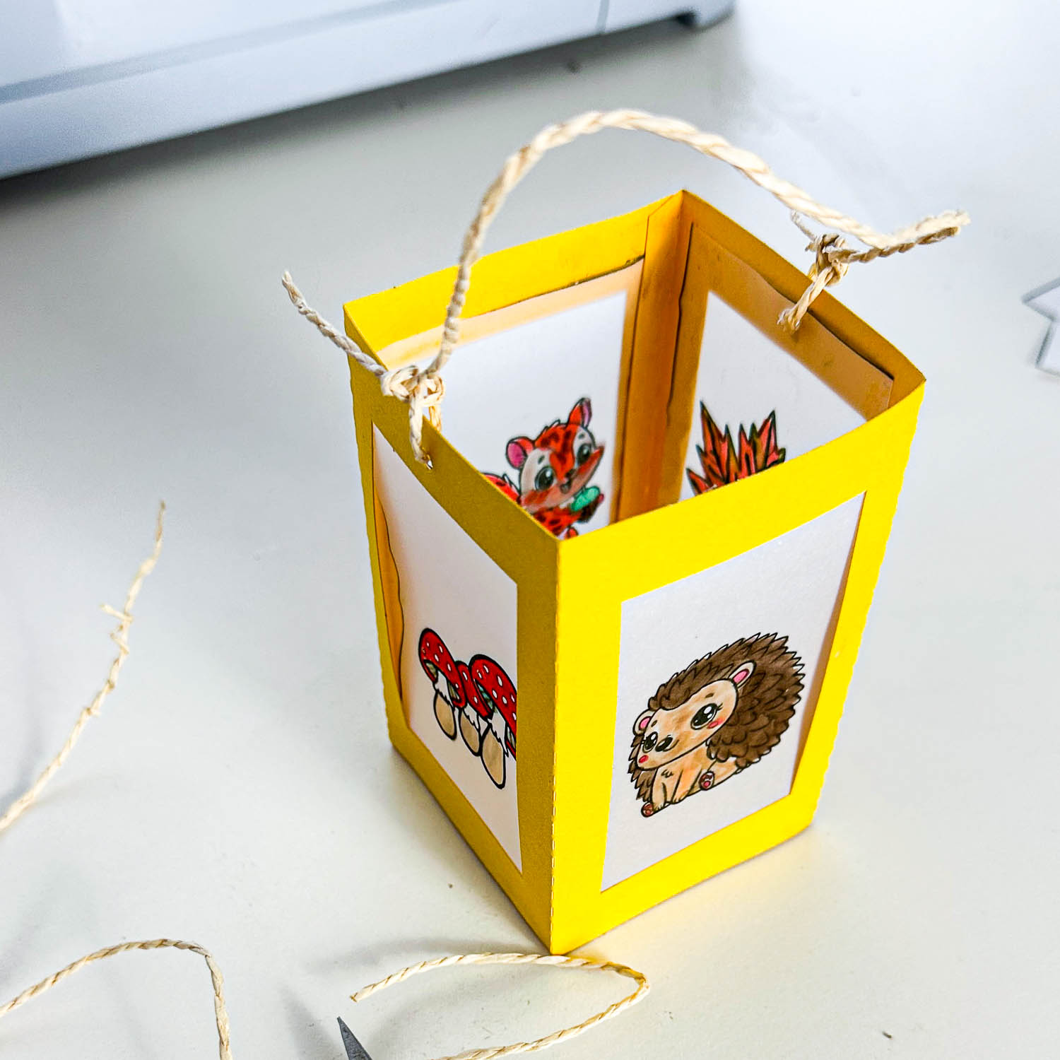 Herbst Laterne basteln + Plotterdatei - Funkelfaden